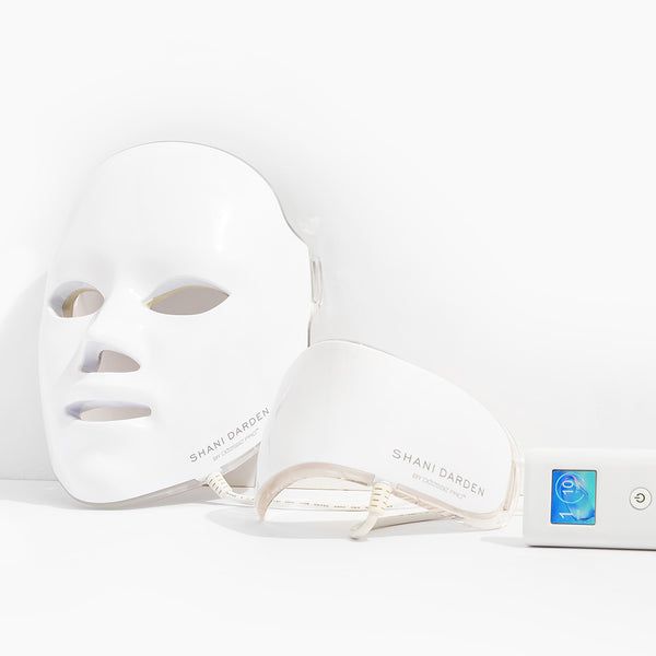 An Honest Review of Shani Darden by Déesse Pro LED Mask | Who What Wear