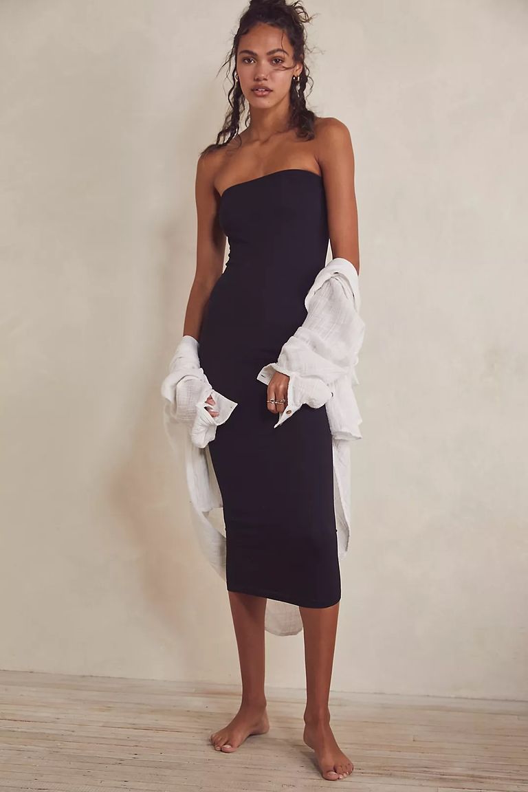 Emily Ratajkowski Wore Wolford's Viral 5-In-1 Tube Dress | Who What Wear