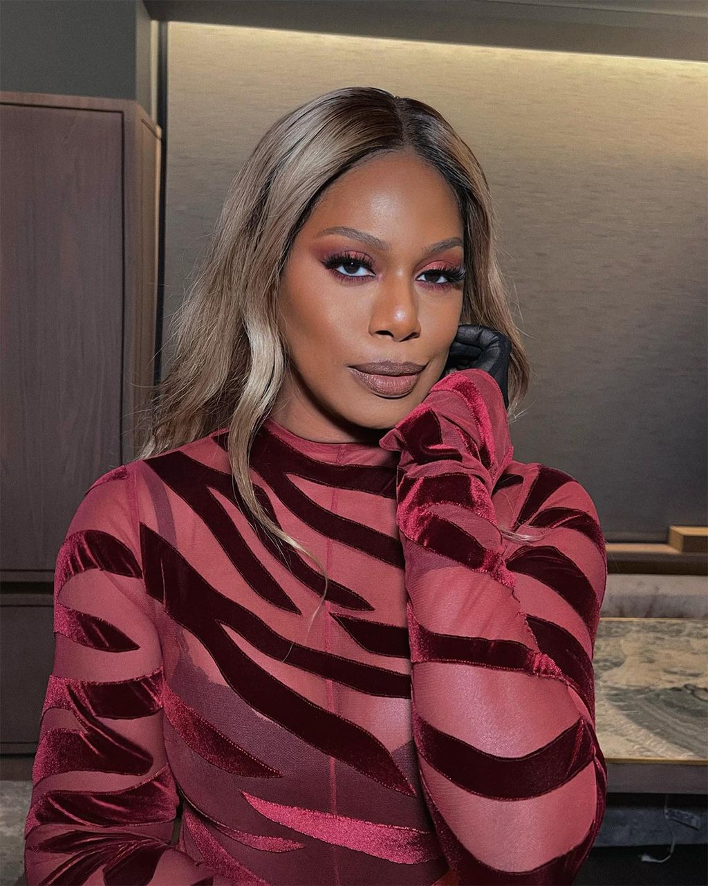 The Best Contour Makeup for Every Skin Tone | Who What Wear