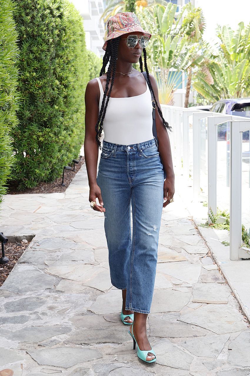 8 Ways to Wear Jeans With Pumps, Courtesy of Celebs | Who What Wear