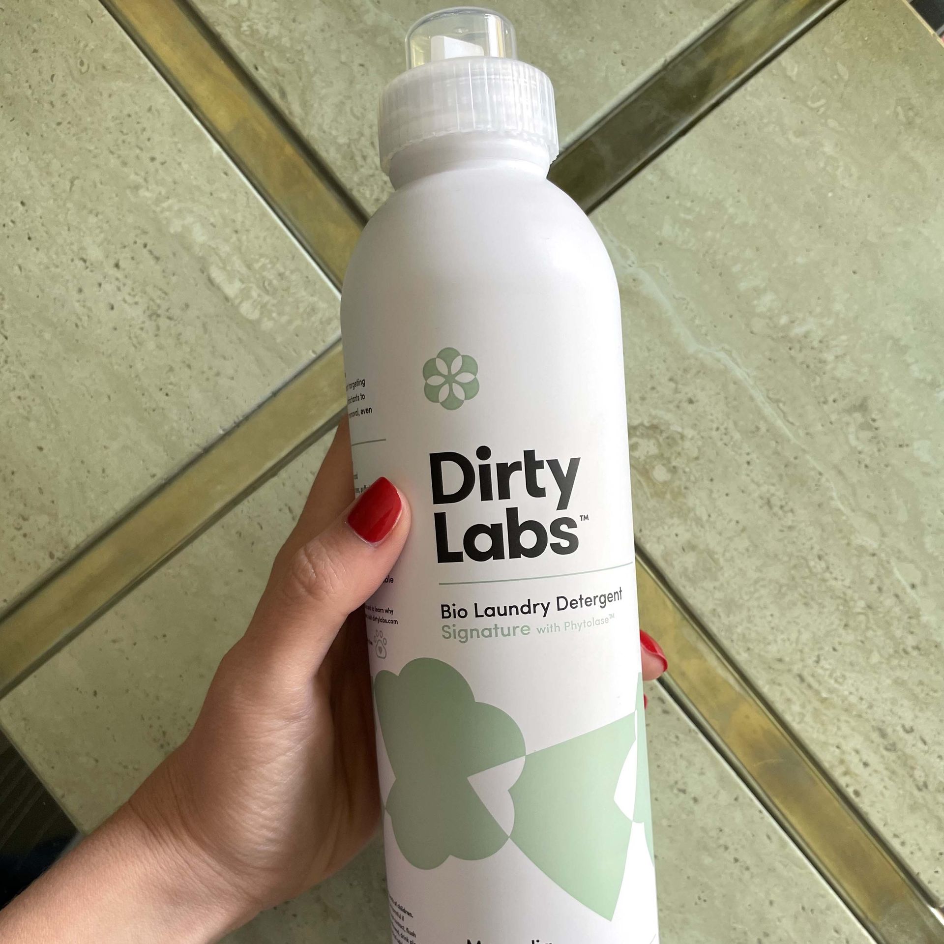 Dirty Labs Laundry Detergent Review | Who What Wear