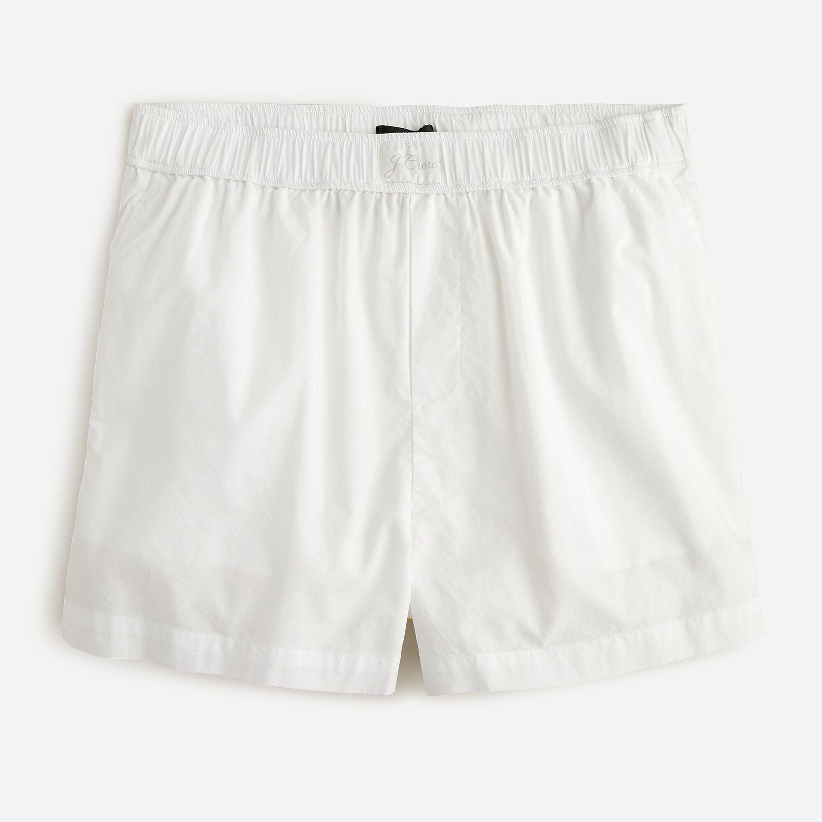 Anne Hathaway Wore Short Shorts and Flats in the Chicest Way | Who What ...