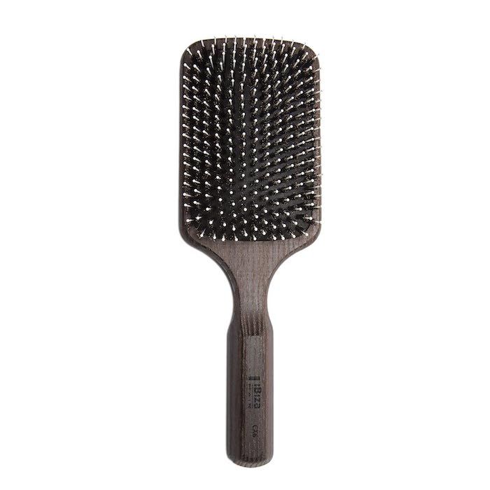 The 10 Best Paddle Brushes, Reviewed by Editors | Who What Wear