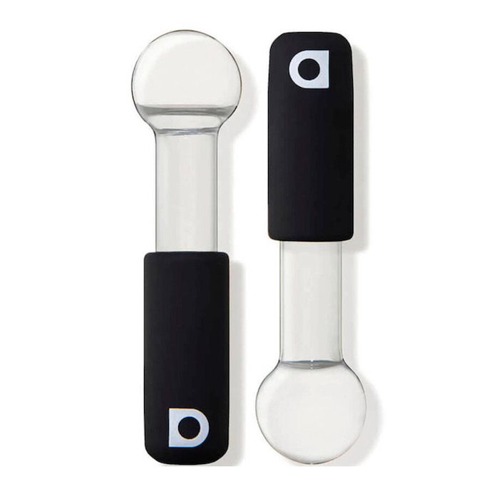 The 10 Best At-Home Cryo Tools to Sculpt and De-Puff Skin | Who What Wear