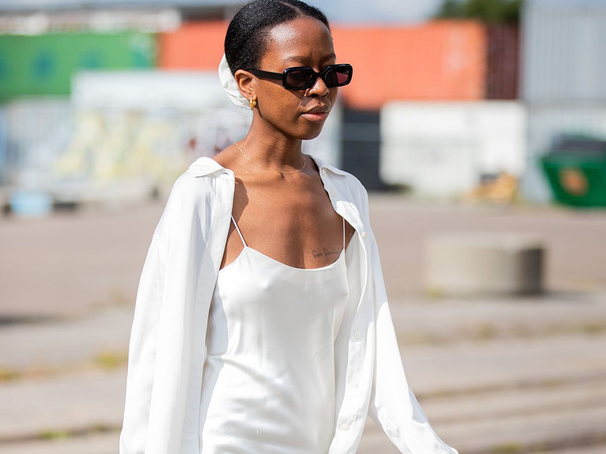 10 Items to Nail Fall's '90s Minimalist Fashion Trend | Who What Wear