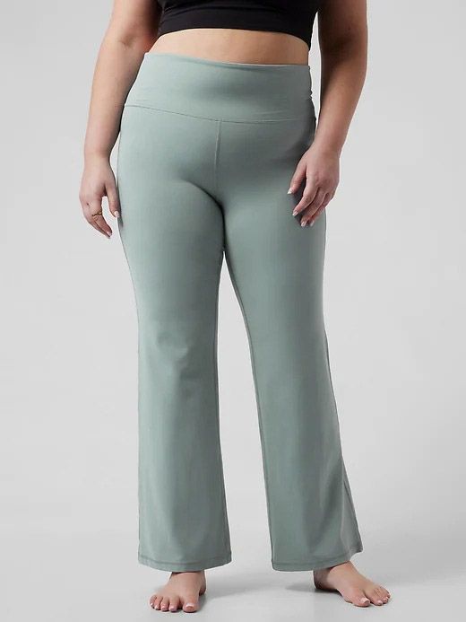 The 20 Best Wide-Leg Yoga Pants for Women | Who What Wear