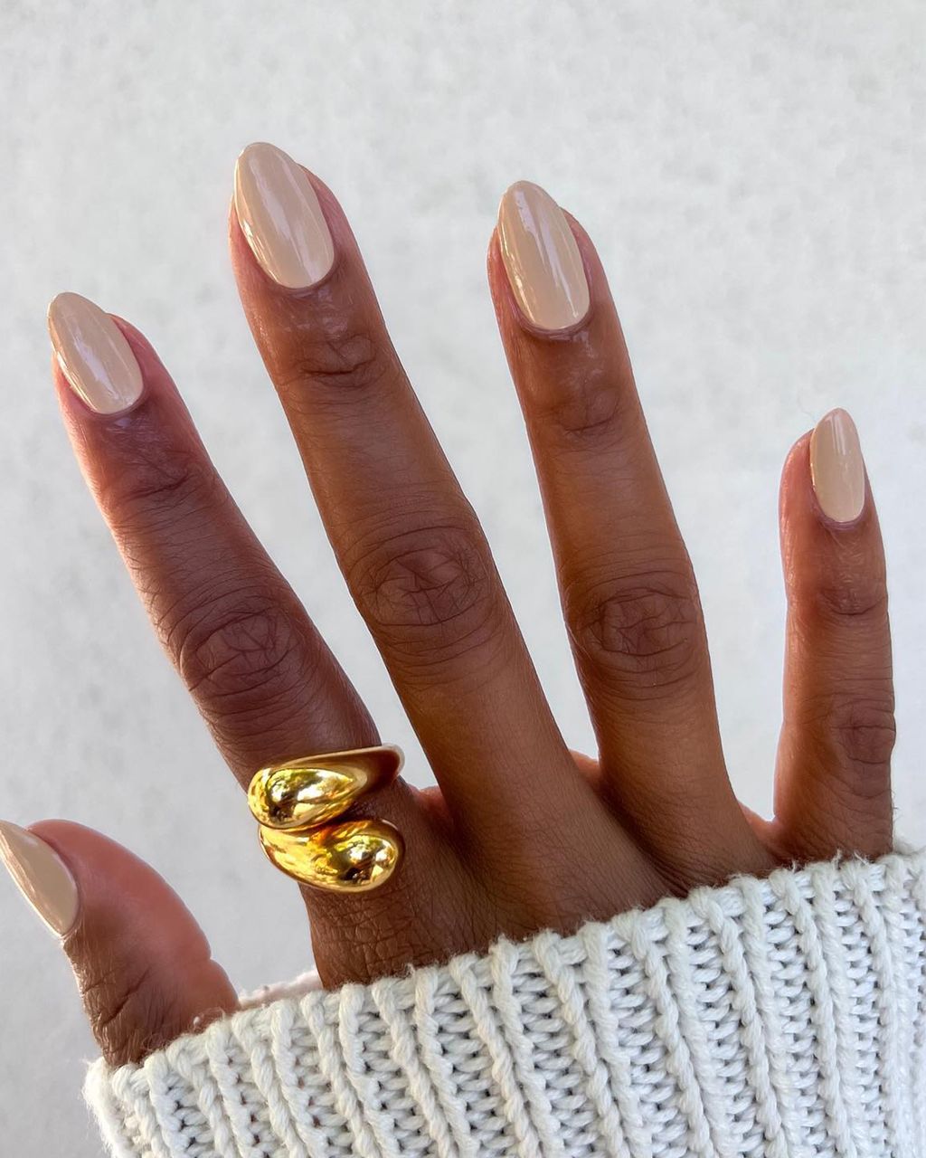 What Is Nail Slugging and How Does It Work? | Who What Wear