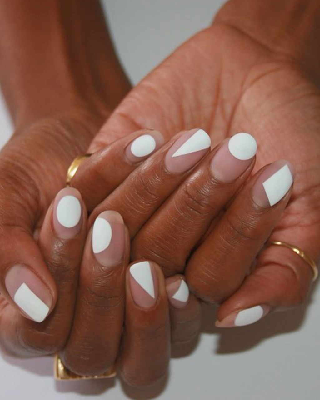 What Is Nail Slugging and How Does It Work? | Who What Wear