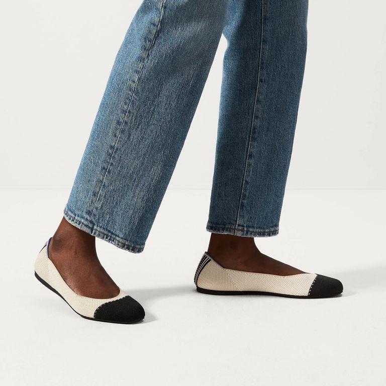 Emily Ratajkowski Wore Popular Rothy's Sneakers | Who What Wear