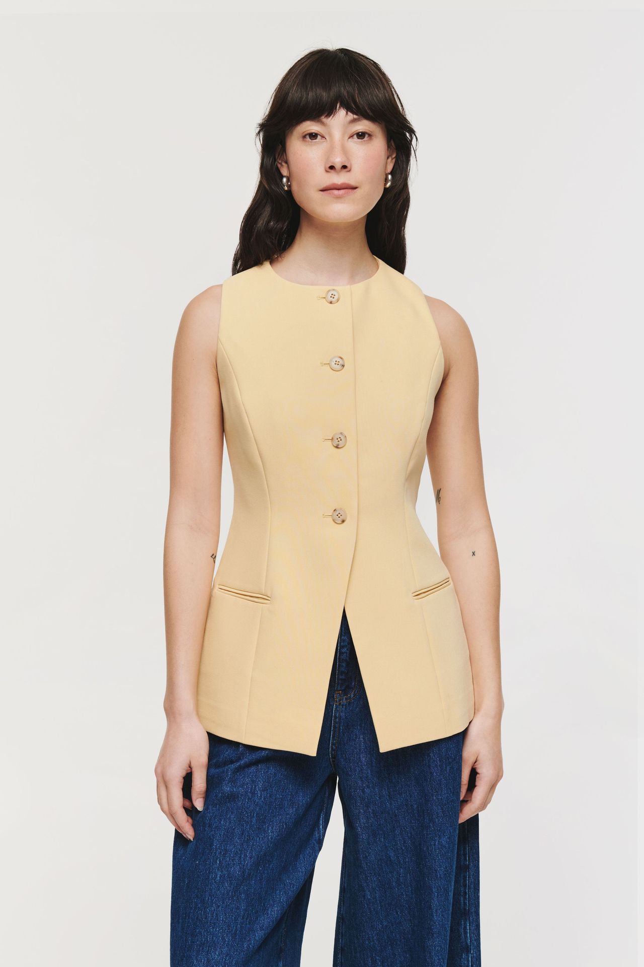 8 Jeans-and-a-Nice-Top Outfits That Work for Every Occasion | Who What Wear