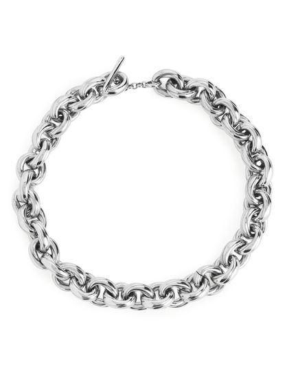 The 18 Best Chunky Necklaces to Elevate Your Outfits With | Who What Wear