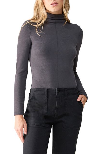 13 Elevated Winter Outfit Ideas With Long Coats | Who What Wear