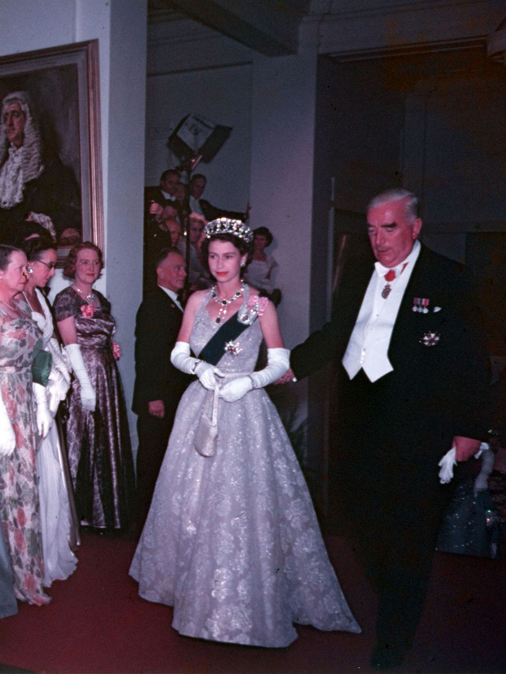 Remembering Queen Elizabeth II's Most Historic Style Moments | Who What ...