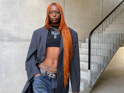 16 Relaxed-Denim Outfits to Replicate This Fall | Who What Wear