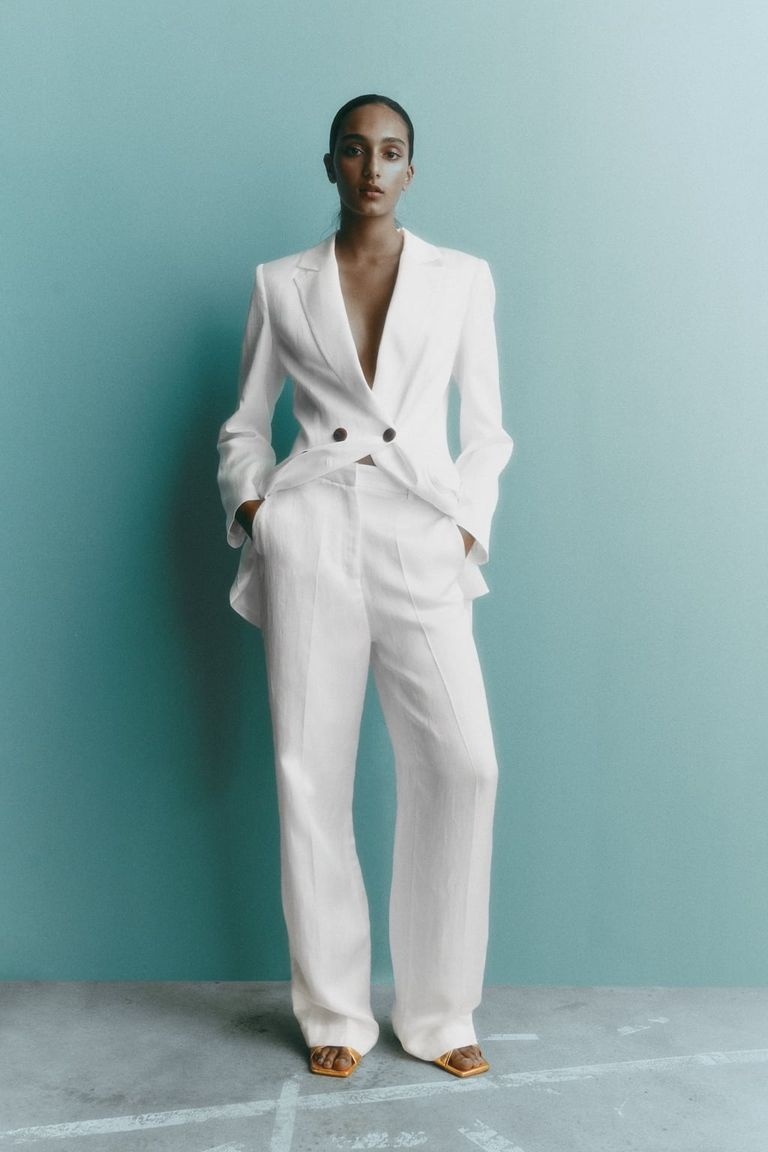 The Best Clothing Staples, According to a Stylist | Who What Wear