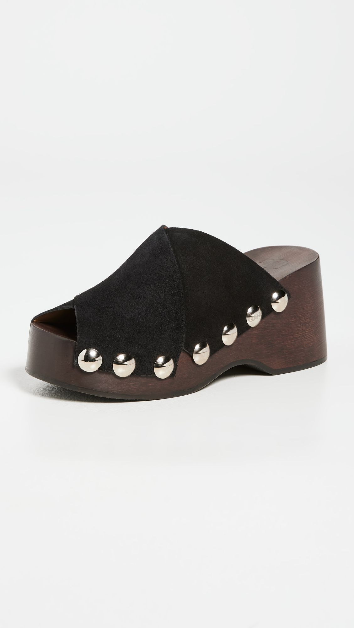How Celebrities Are Wearing Clogs Right Now | Who What Wear