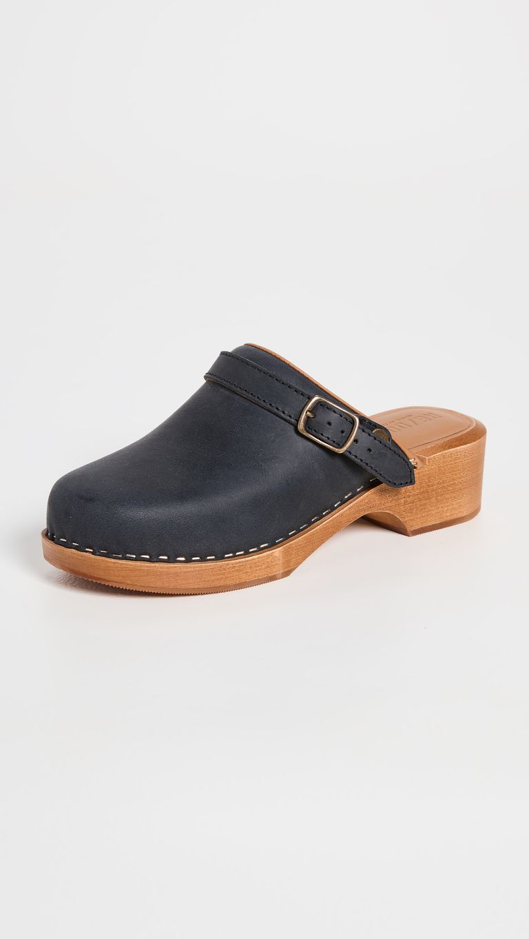 How Celebrities Are Wearing Clogs Right Now | Who What Wear