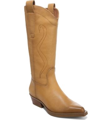 6 Cowboy Boot Outfits That It Girls Wear on Repeat | Who What Wear