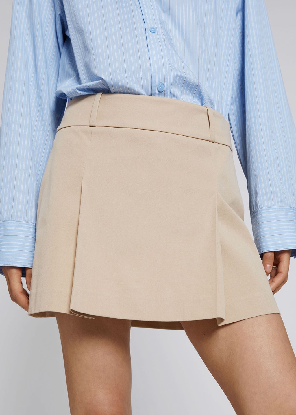 11 Classic British Outfits That Always Look Chic | Who What Wear