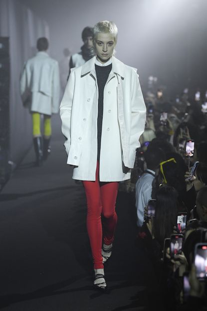 36 Spring/Summer 2023 Outfits That Make Basics Look Cool | Who What Wear