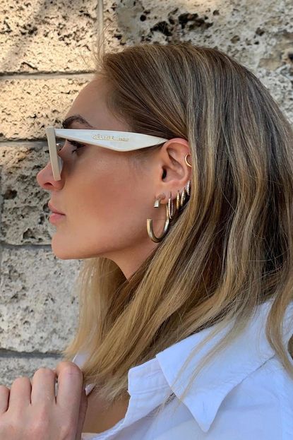 How to Pull Off Mixing Gold and Silver Jewelry | Who What Wear