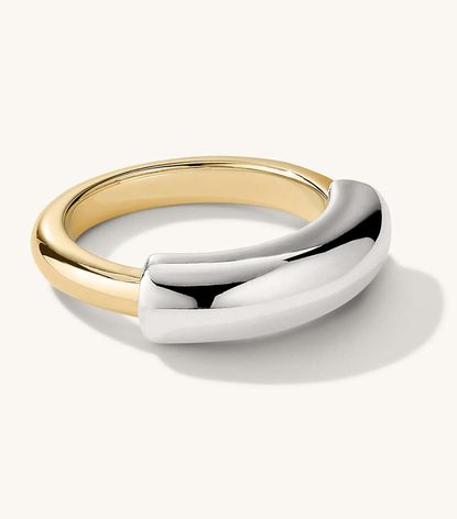 How to Pull Off Mixing Gold and Silver Jewelry | Who What Wear