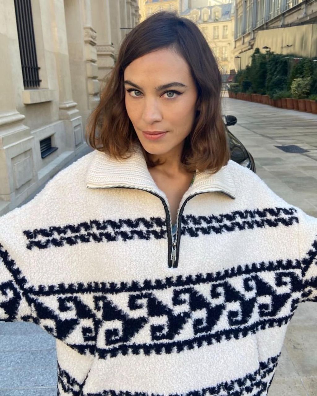 Alexa Chung Relies On These 7 Trends for Winter | Who What Wear