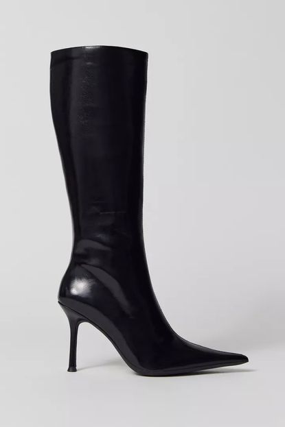 10 Ways to Style Your Knee-High Boots That Scream Fall 2023 | Who What Wear