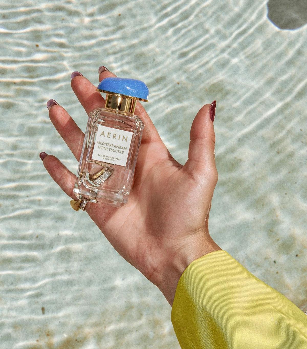 The 11 Best Violet Perfumes That Are So Dreamy | Who What Wear