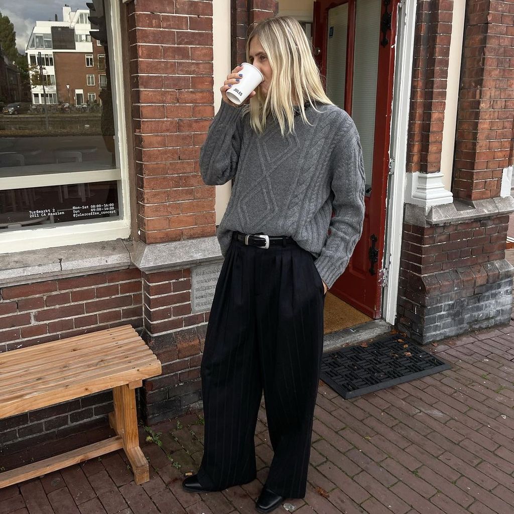 Here's How the Fashion Set Wears Oversize Shirts Perfectly | Who What Wear
