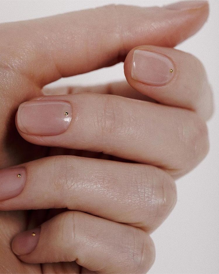 53 Party Nail Designs Fashion Girls Love For Christmas 2024 | Who What Wear