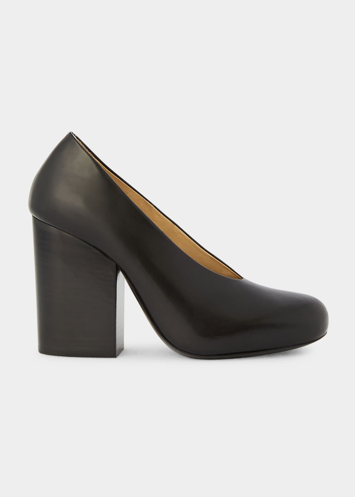 15 Controversial Celebrity Shoe Moments of 2022 | Who What Wear