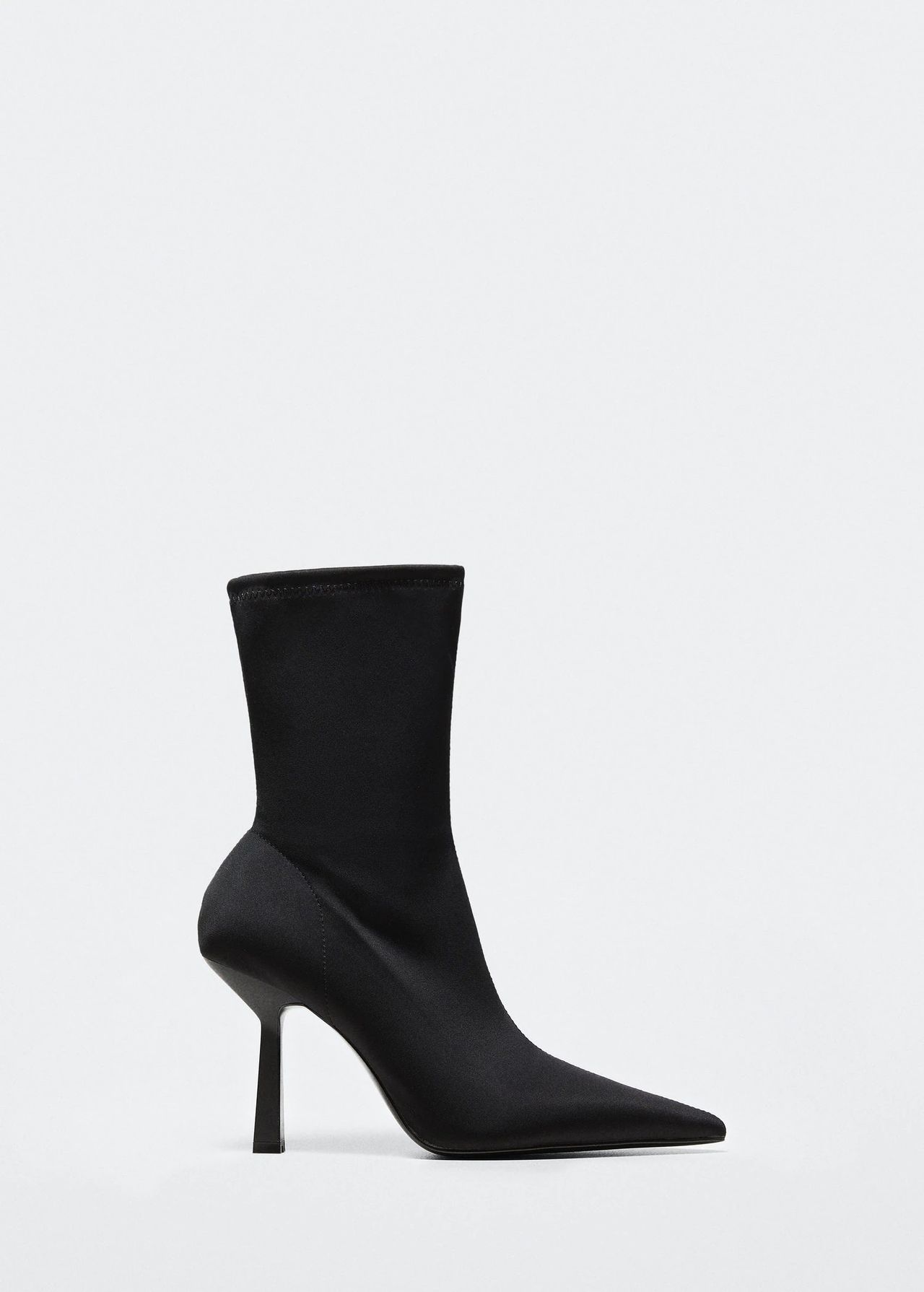 Sock Boots Are Back, and These 21 Tempting Pairs Prove It | Who What Wear
