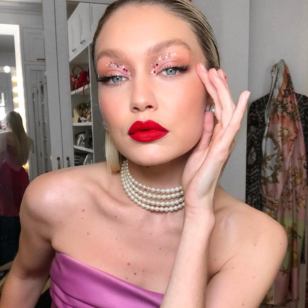 These 10 Celebs Will Convince You to Try Maximalist Makeup | Who What Wear