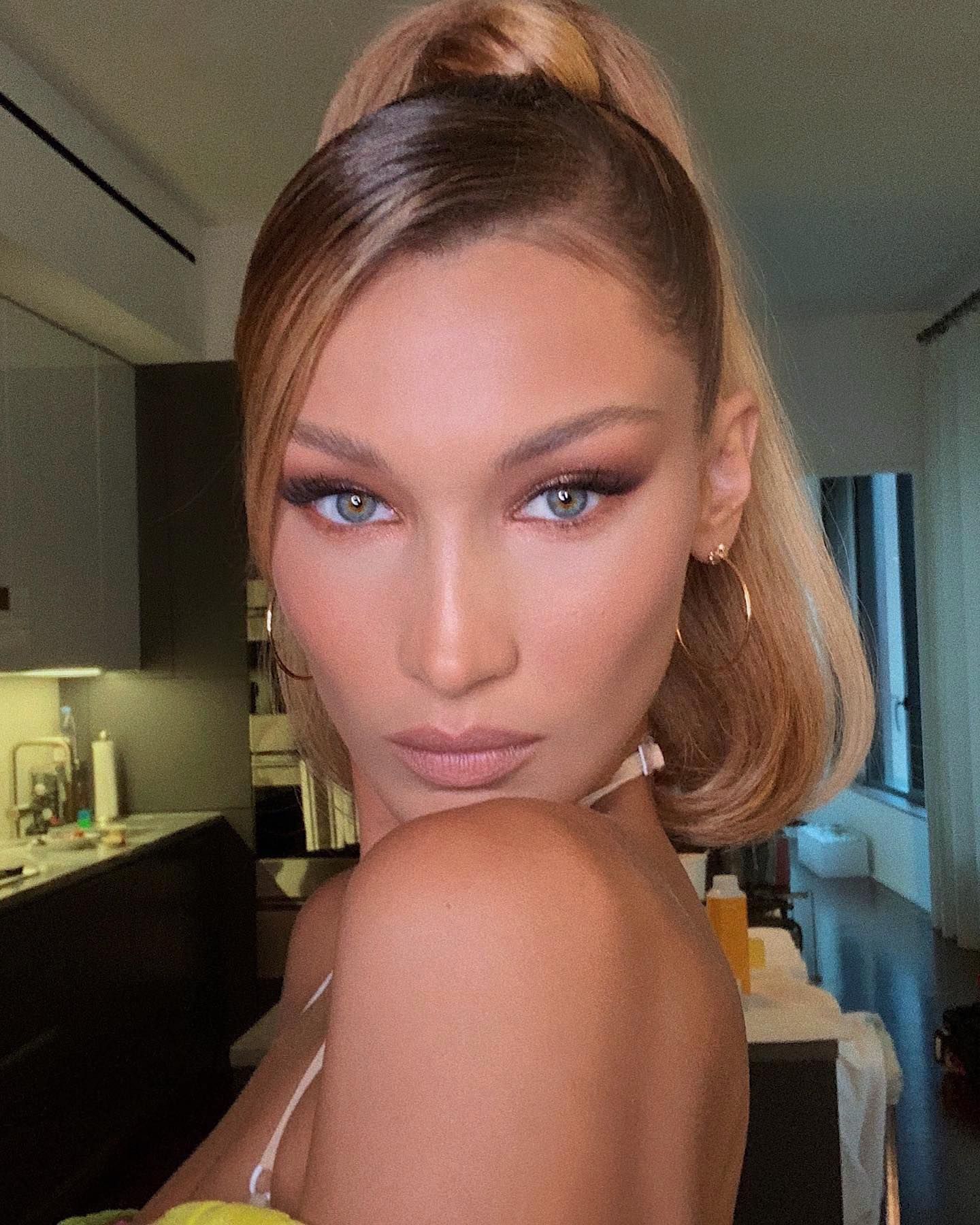 Here's Exactly How to Use Color Corrector | Who What Wear