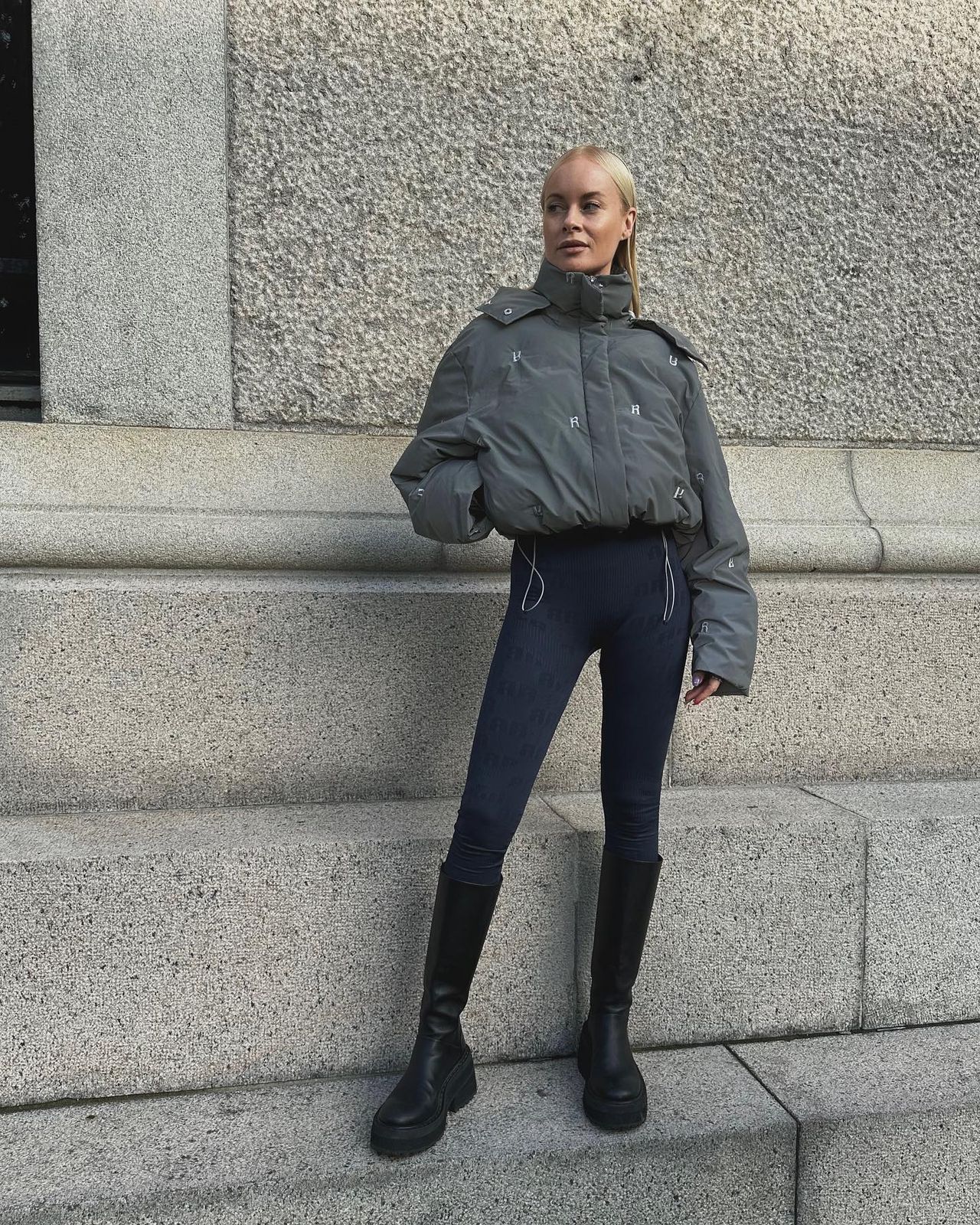 The Best Knee-High Boots to Wear With Simple Leggings | Who What Wear