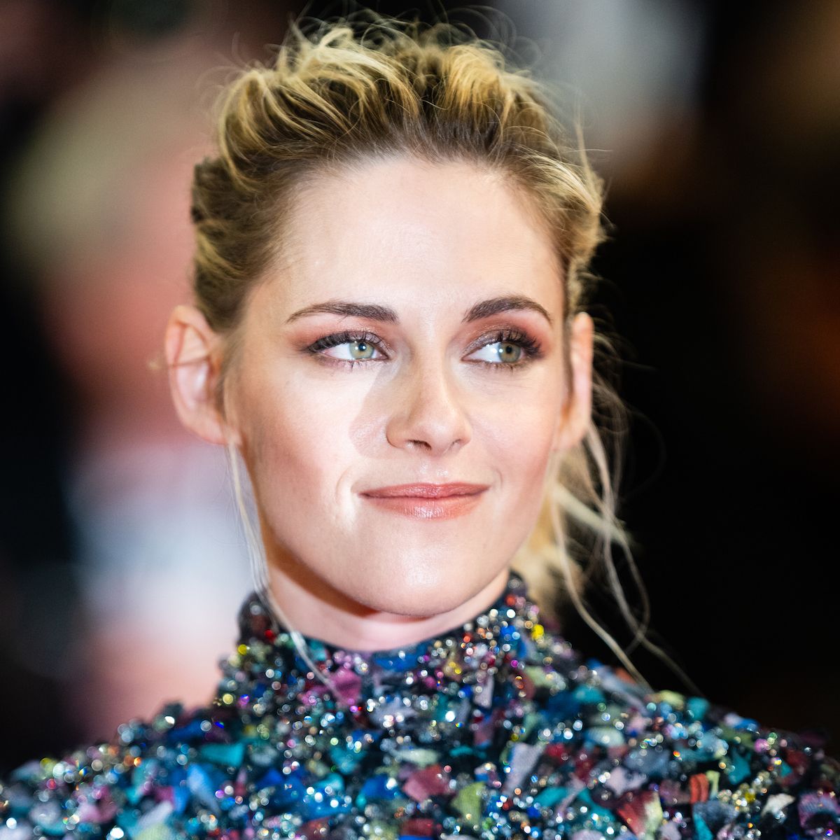 Makeup Artists Share the Best Eye Shadows for Hazel Eyes | Who What Wear