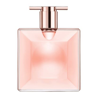 15 Brilliant Fragrances With Notes of Sparkling Pear | Who What Wear