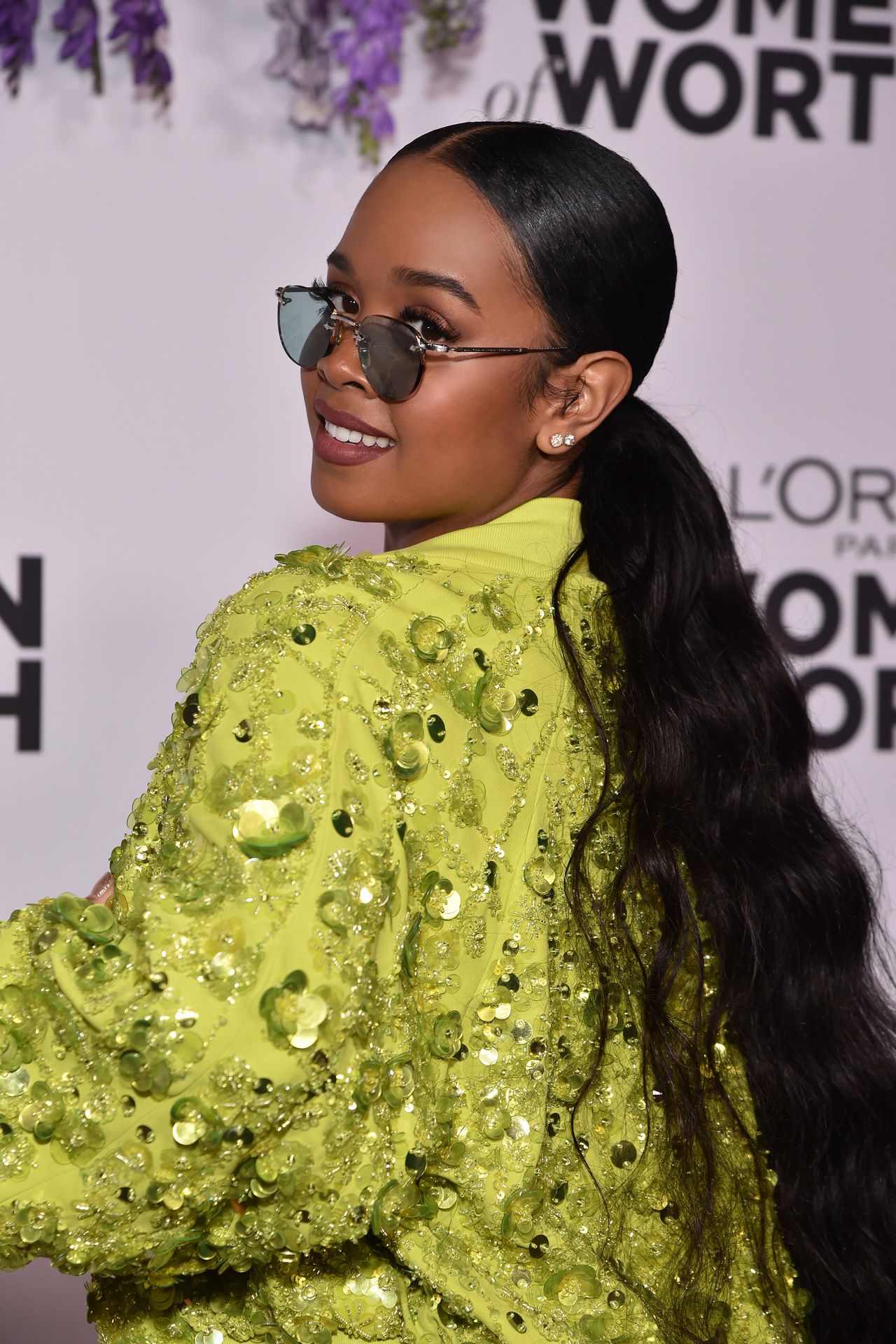 H.E.R. Interview: The Singer Talks Beauty, Music, and More | Who What Wear