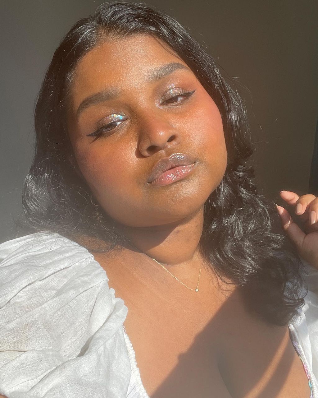 How to Look More Photogenic, According to 3 Influencers | Who What Wear