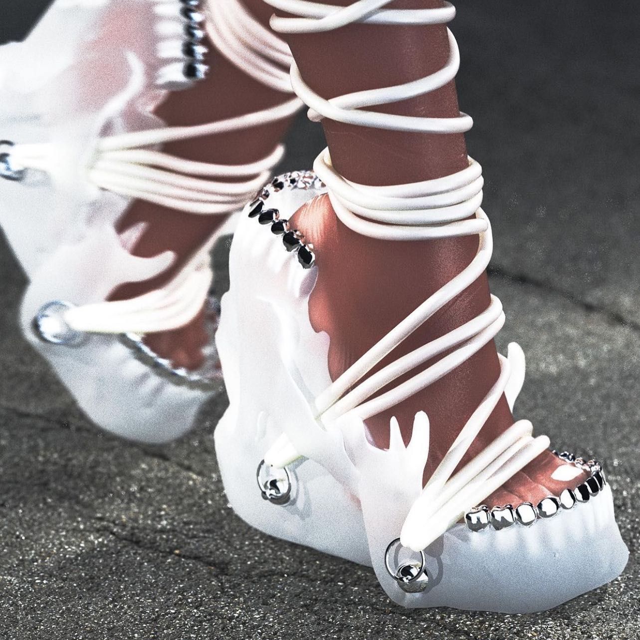 Everything You Need to Know About Foot Botox | Who What Wear