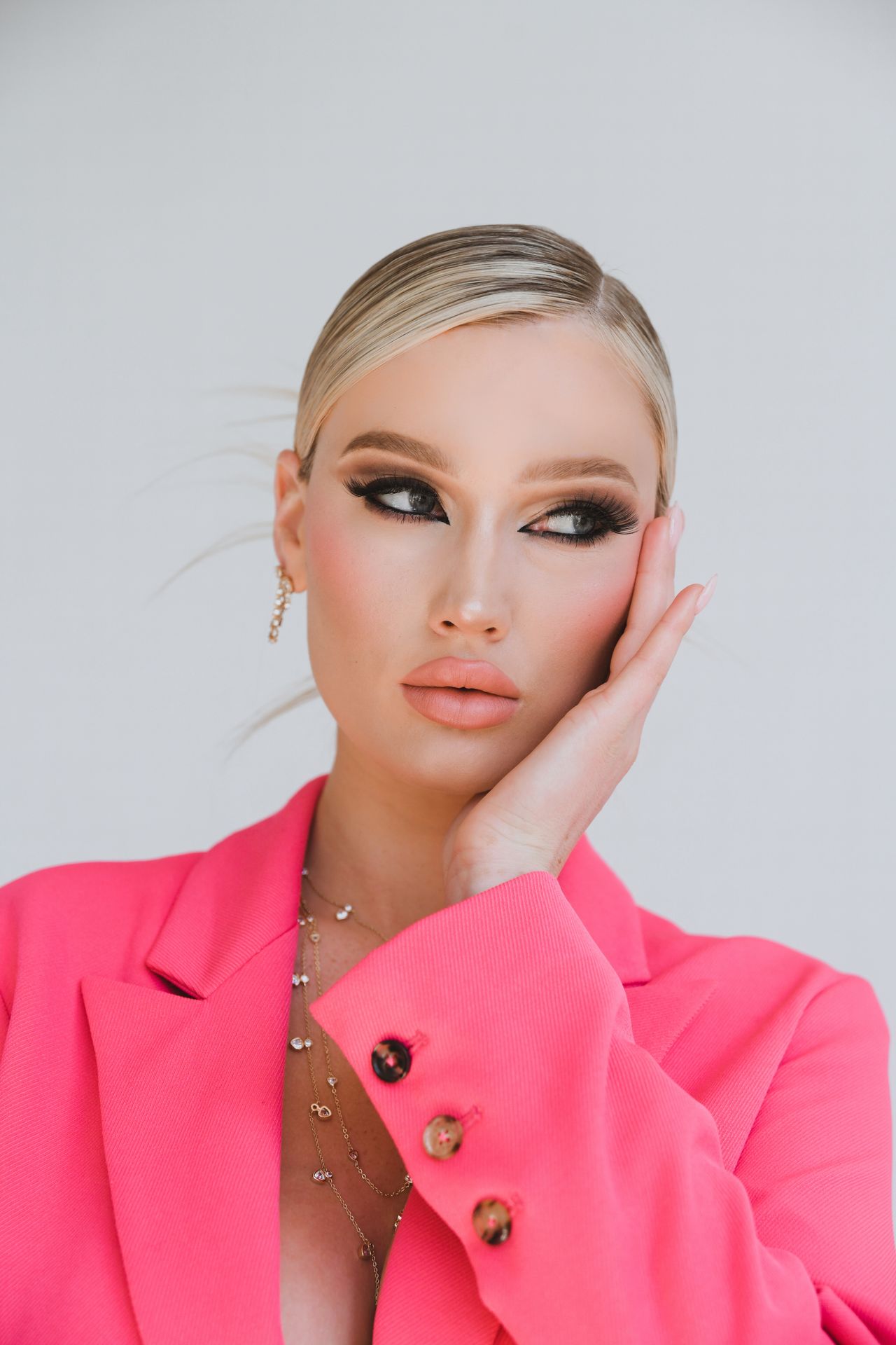 TikTok Star Meredith Duxbury on Her Favorite Products | Who What Wear