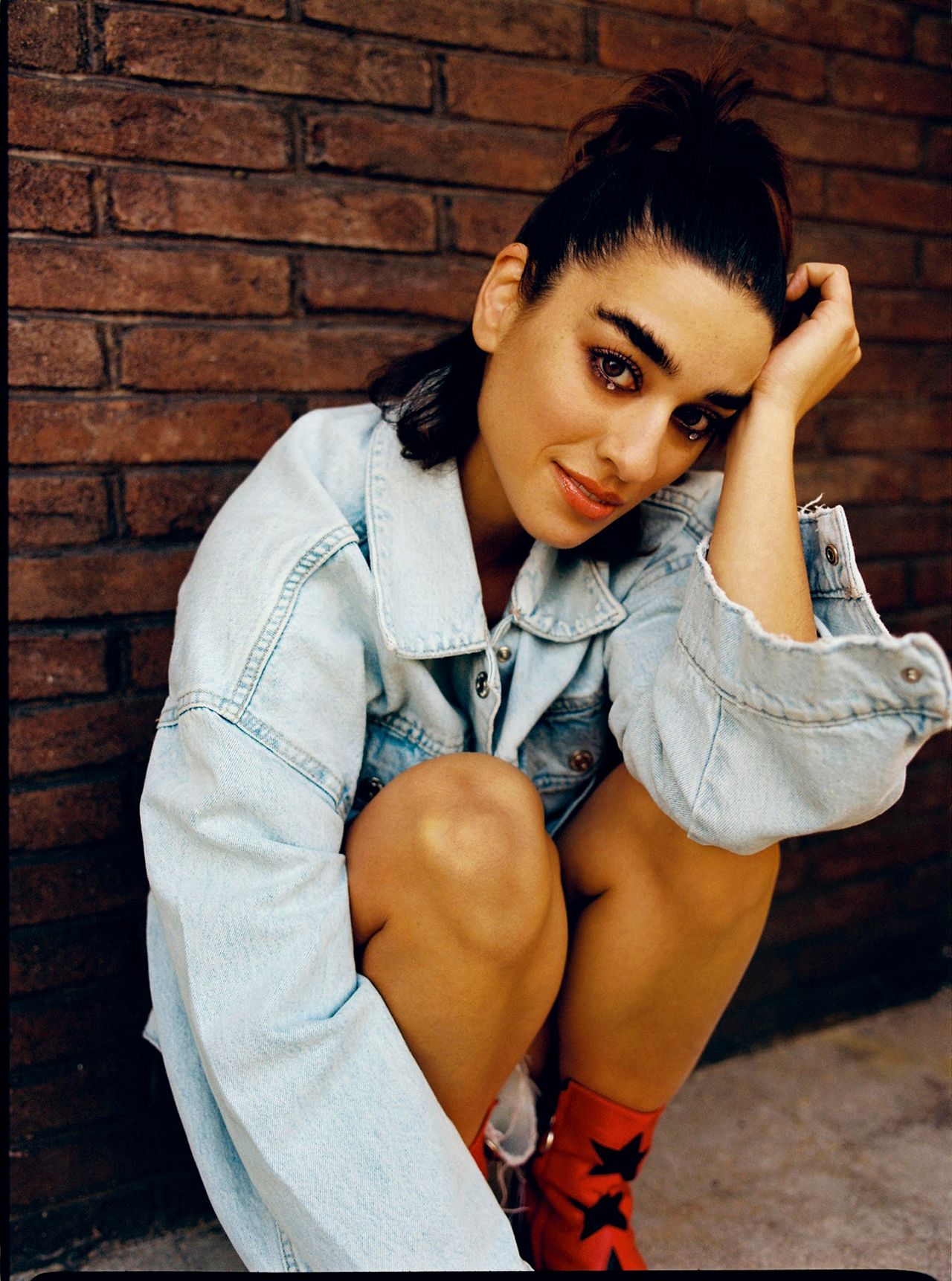 Simona Tabasco Brings the Heat to The White Lotus | Who What Wear
