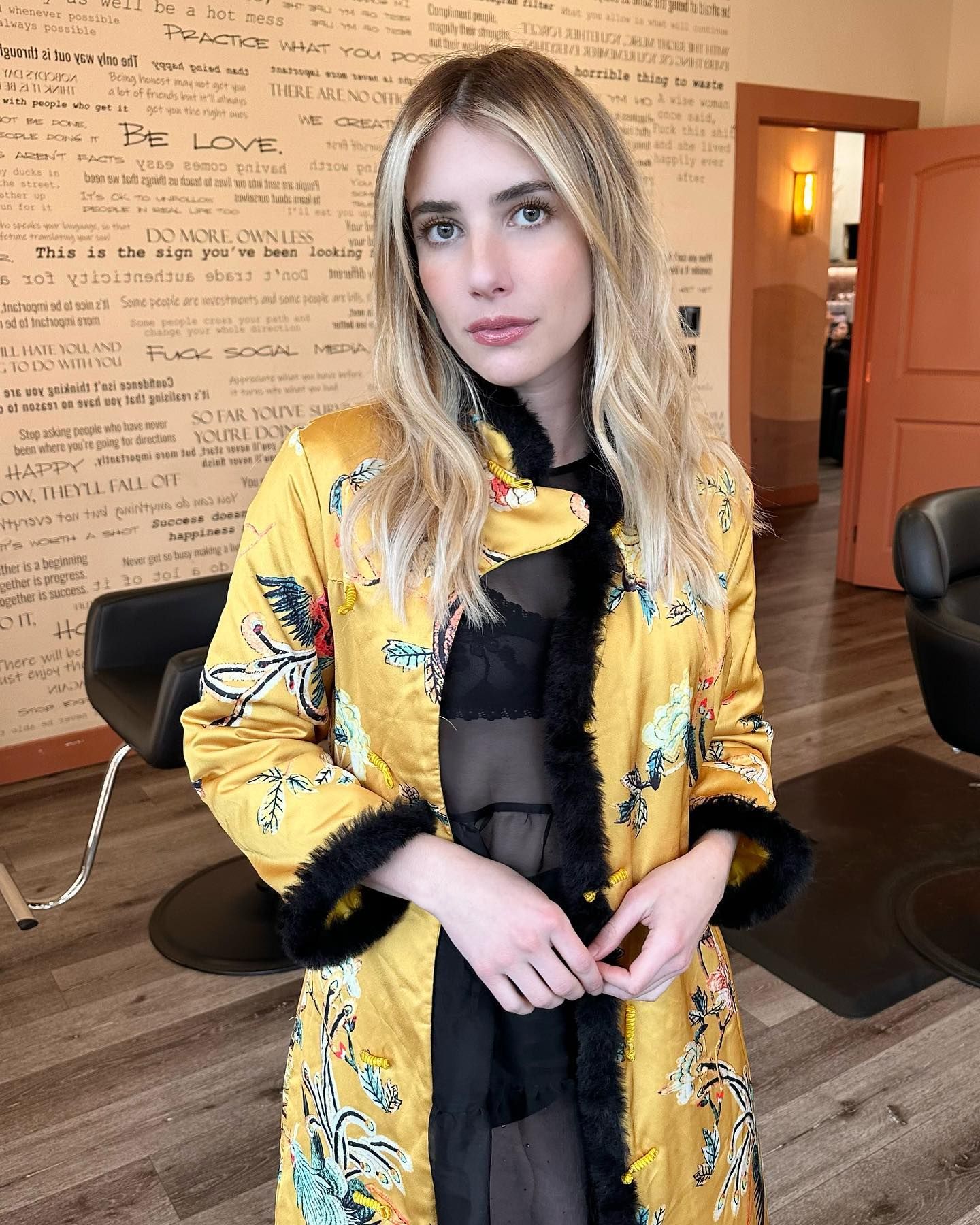 "Tiramisu Hair" Is the Latest Blonde Hair-Color Trend | Who What Wear