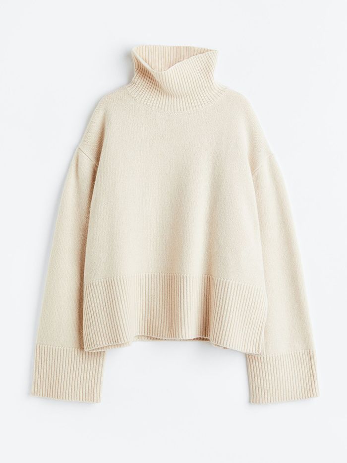The Winter Sweater Styling Look Everyone Is Wearing | Who What Wear