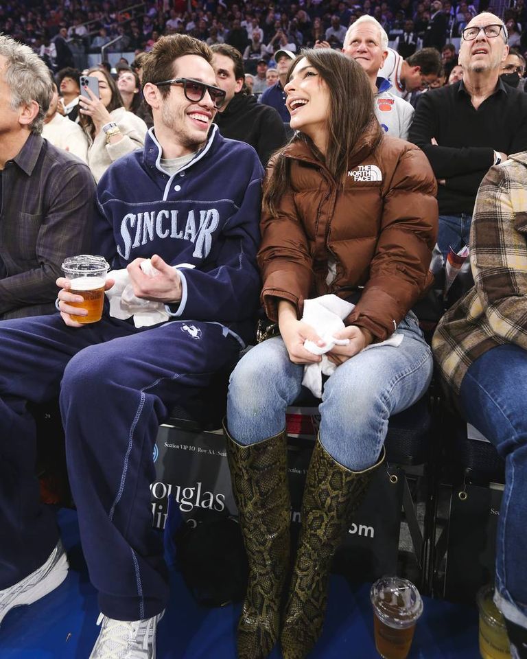 What to Wear to a Basketball Game, According to Celebs | Who What Wear