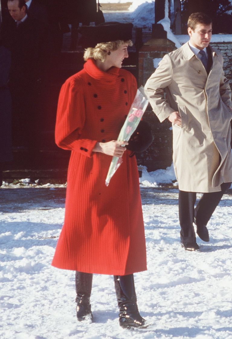 This Is the Princess Diana Way to Style Boots for Winter | Who What Wear