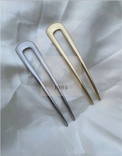How to Use a French Hair Pin: 3 Easy Steps Anyone Can Master | Who What ...