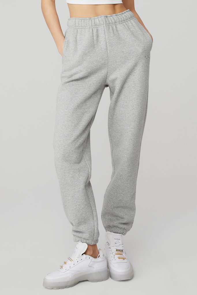 These 5 Outfits Will Instantly Elevate Your Sweatpants | Who What Wear