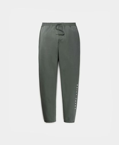 These 5 Outfits Will Instantly Elevate Your Sweatpants | Who What Wear